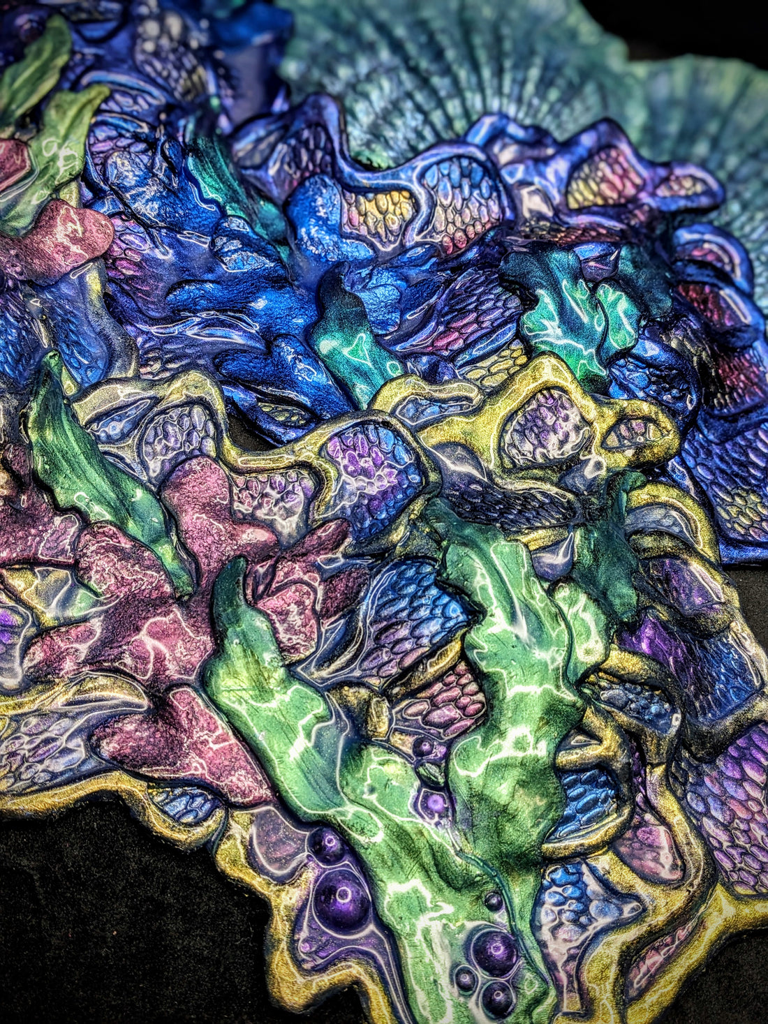 Paintable plastic shells + ocean life for mermaid tops + accessories ...